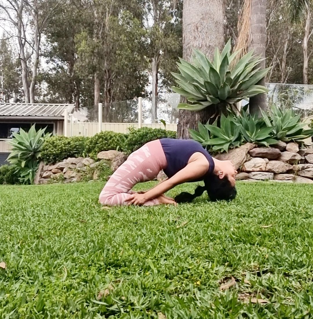 laghu vajrasana little thunderbolt pose - Destiny's Child