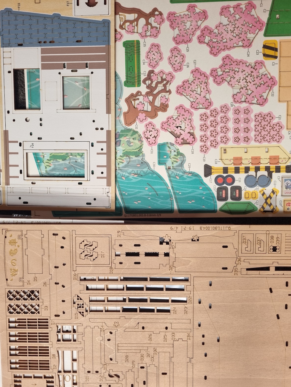 Sakura Densya Book Nook Diorama | 3D DIY Wooden